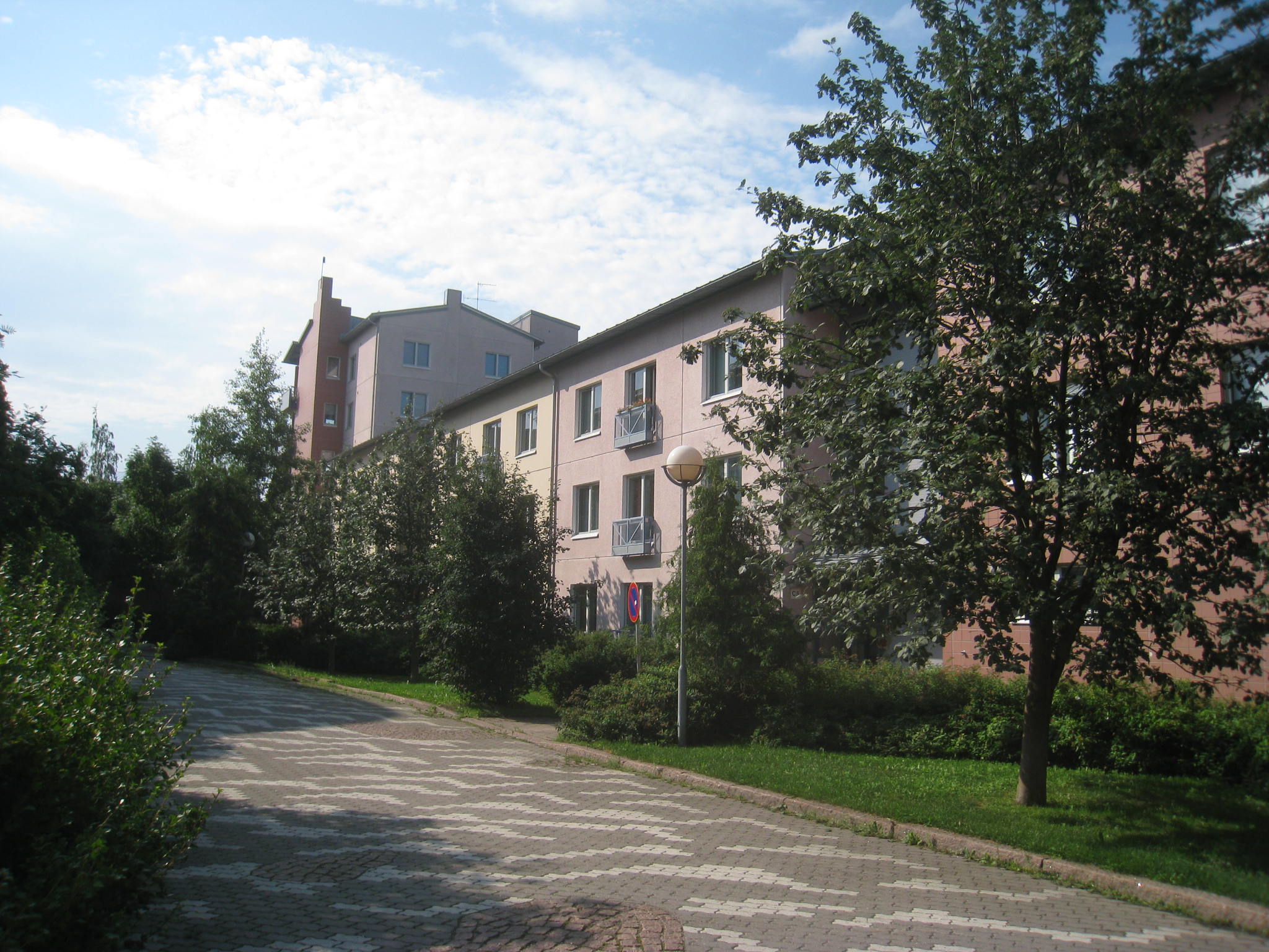 Taavetti Laitisen katu 5 - Heka - Helsingin kaupunki